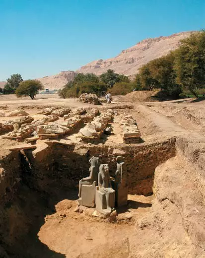 Desenterrando o maior templo do Egito 6750_5