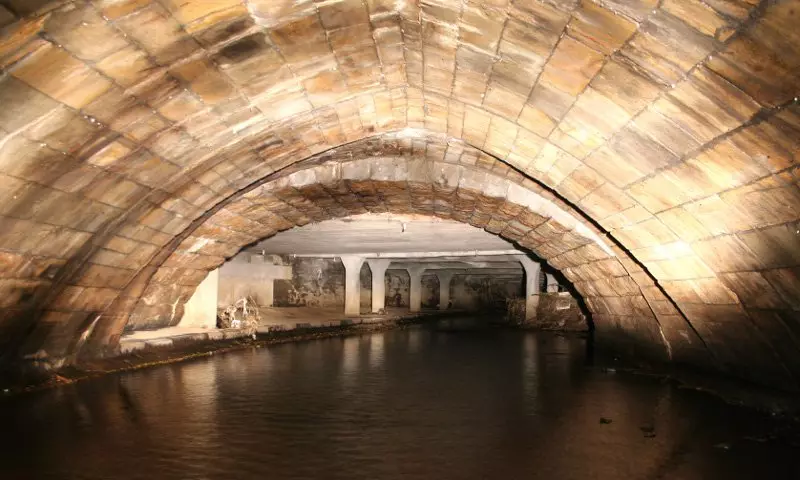 See jõgi ja keskaegne sild, mida on sillutatud 100 aastat, naasevad peagi valgusesse