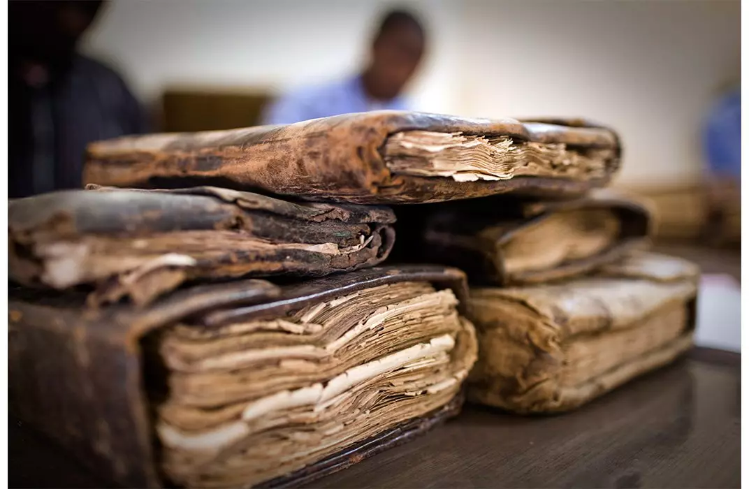 A carreira para salvar os artefactos inestimables de Mali