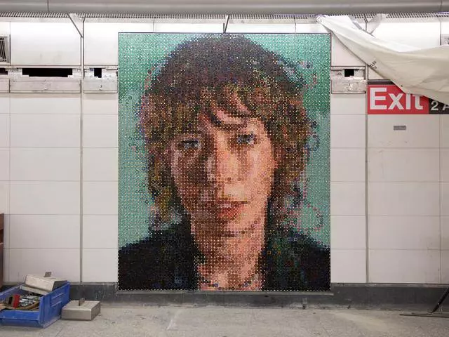 O tão esperado metrô da Segunda Avenida de Nova York está repleto de arte pública 7050_2