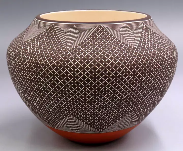 Acoma keramika, Rebeka Lukario