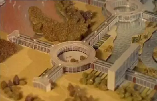Келечектеги Мотопия шаарынын масштабдуу моделинин жакынкы планы