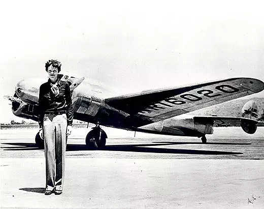 Amelija Earhart