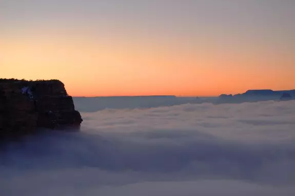 Anomali Atmosfer Luar Biasa Ini Mengisi Grand Canyon Dengan Kabut 7712_6
