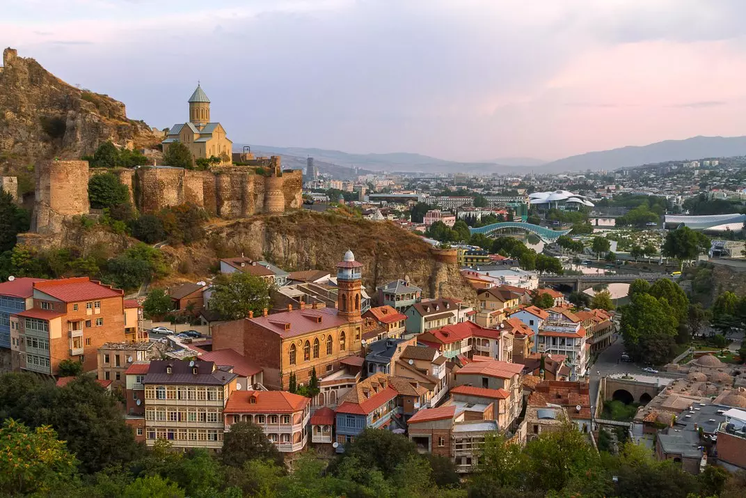 មើលពីលើទីក្រុង Tbilisi រដ្ឋ Georgia