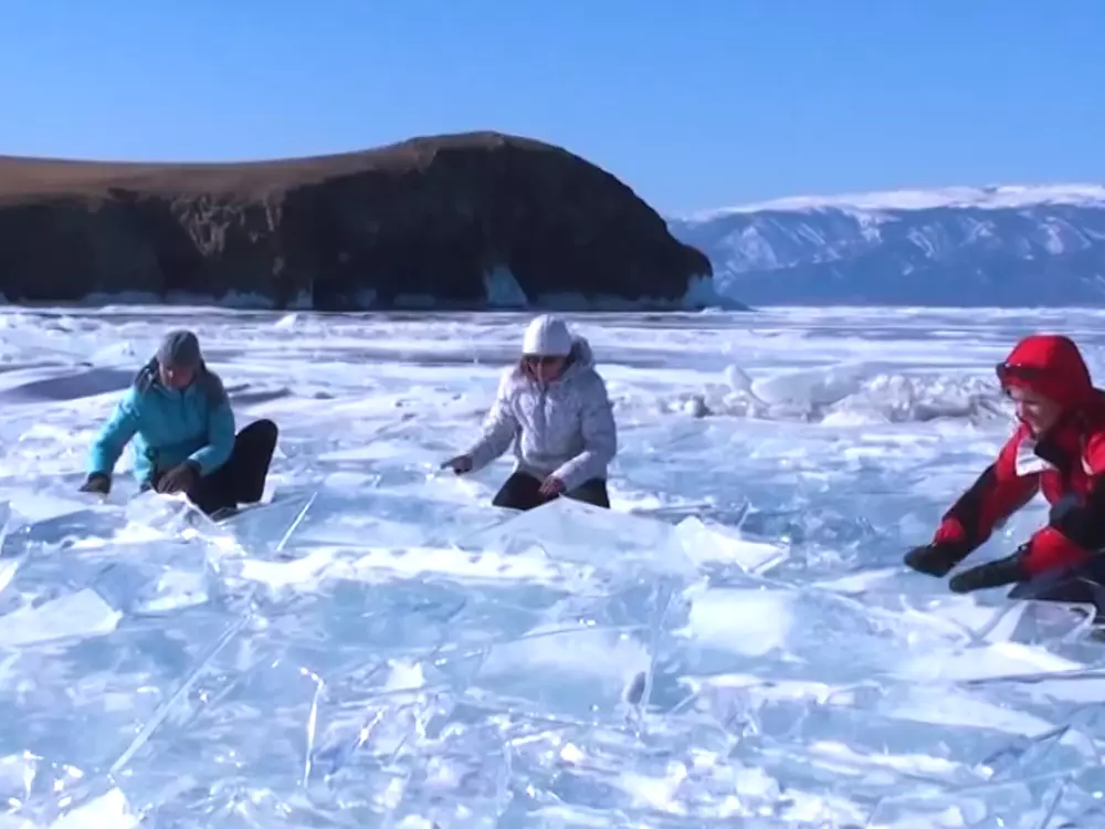 Байкальскі лёд