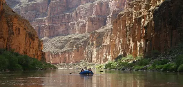 Kogin Colorado a cikin Grand Canyon