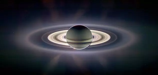 Mga singsing sa Saturn