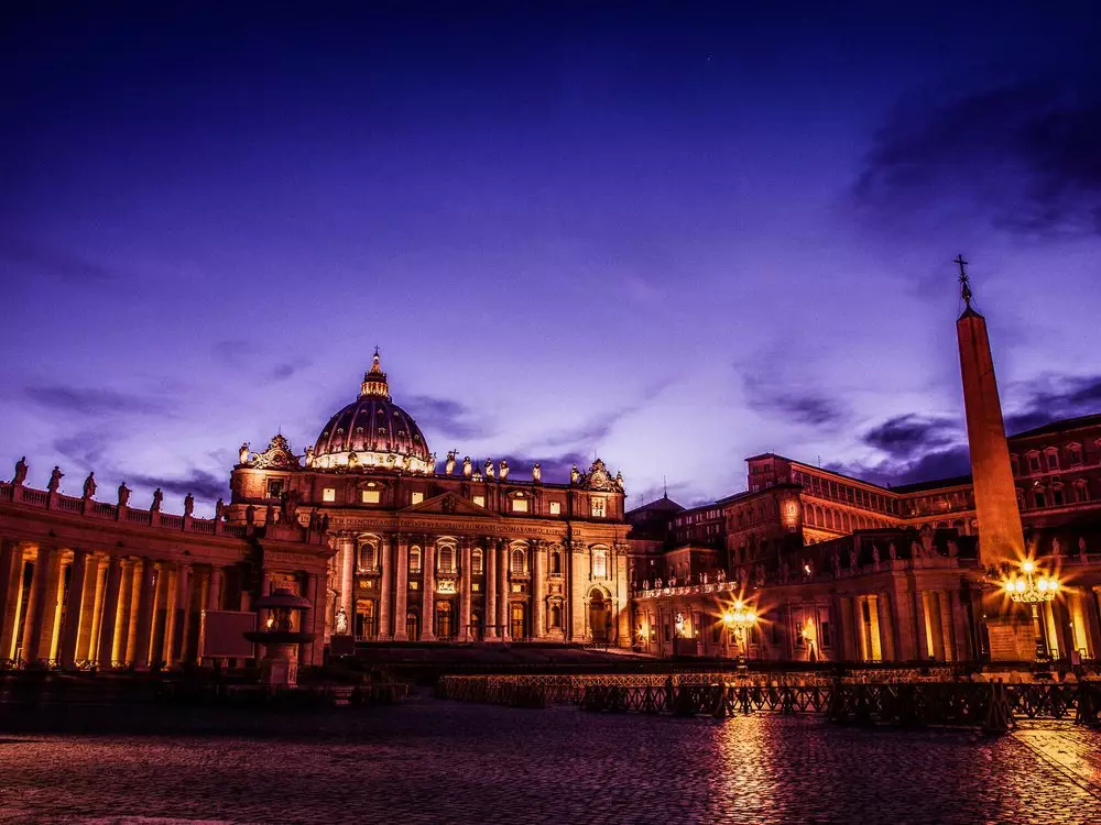Dîmena Zayîna Nû ya Papa Hişyariya Krîza Penaberan Li seranserê Cîhanê Zêde Dike