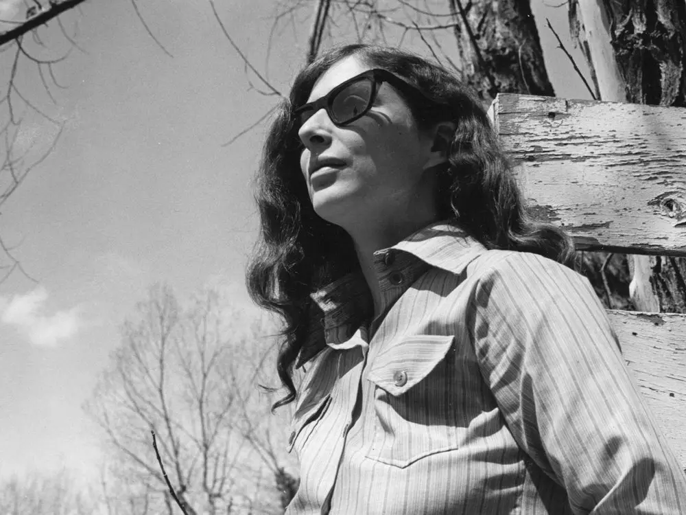 Unha das primeiras críticas femininas do rock que loitou contra o sexismo e a escuridade en documentar a década de 1970