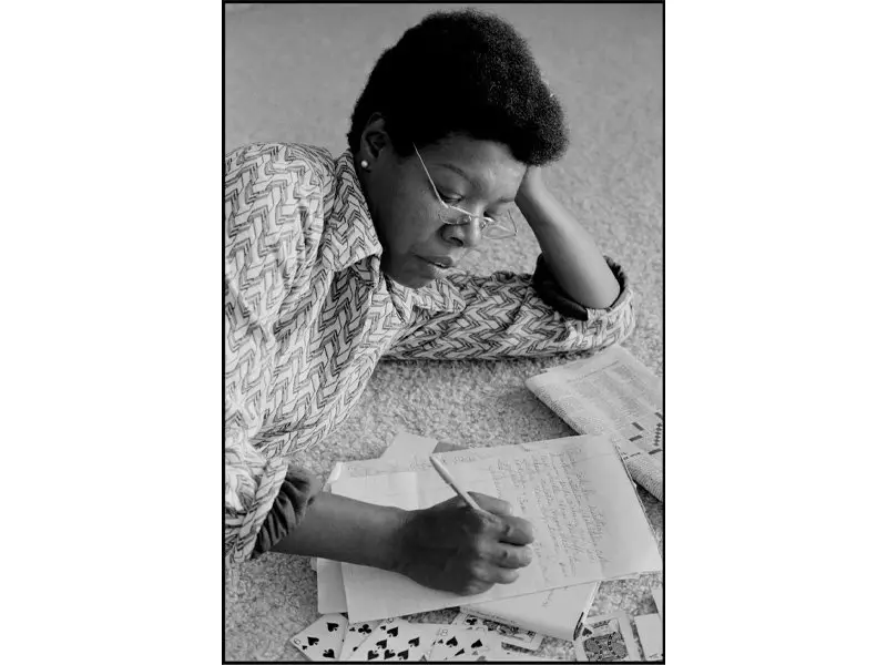 Angelou ee hoteelka