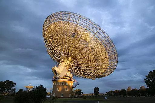 Astronomowie odkrywają tajemniczy sygnał radiowy z Proxima Centauri