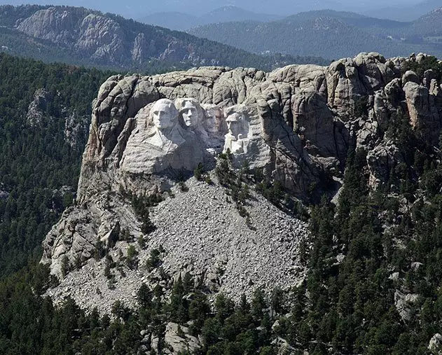 Gunung Rushmore