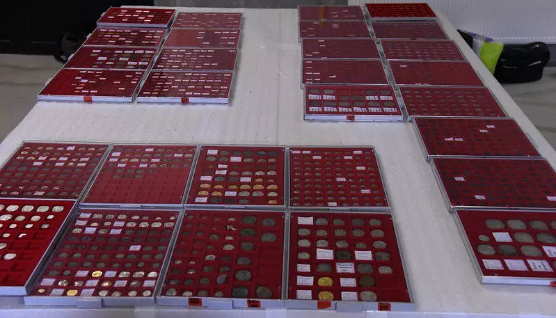 Dužnosnici zaplijenili 27.400 artefakata koje je opljačkao jedan francuski lovac na blago 8944_3