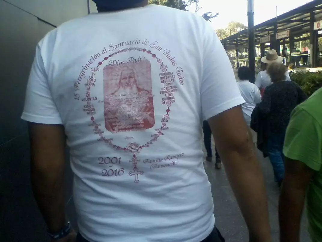 Naujas būdas parodyti savo atsidavimą Meksikoje: dėvėkite marškinėlius 8950_8