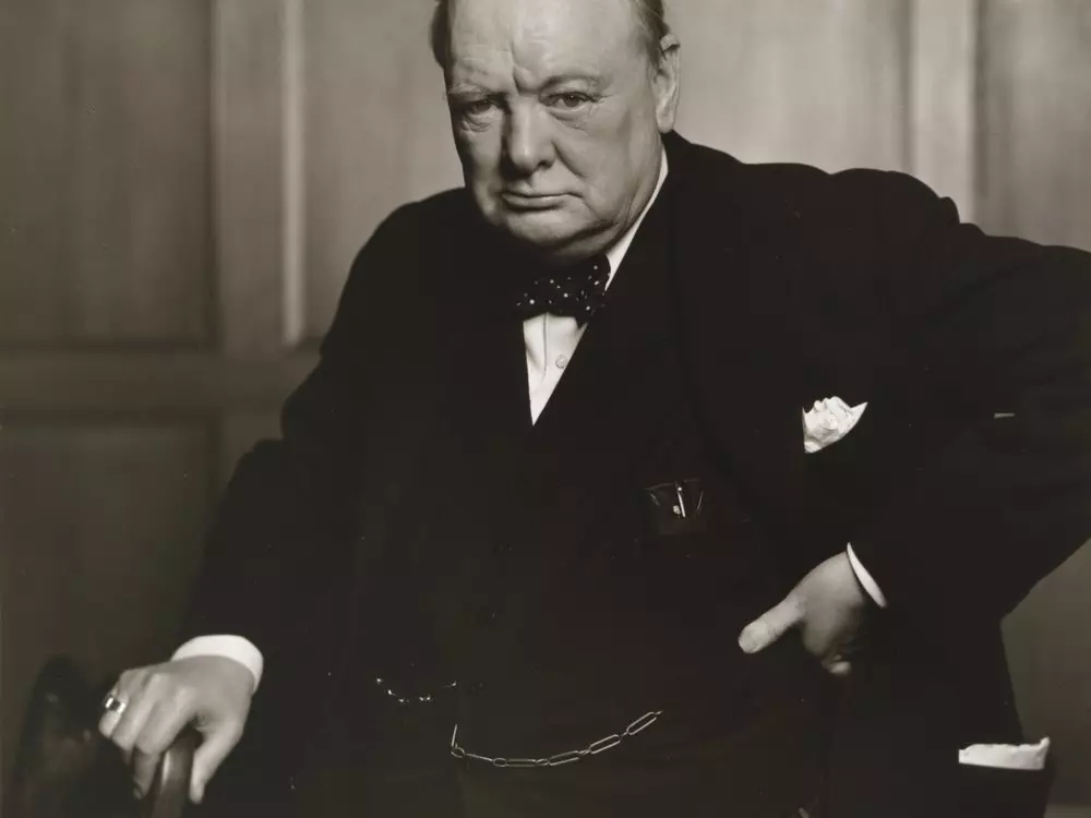 Winston Churchill-ek purua galdu zuen eguna