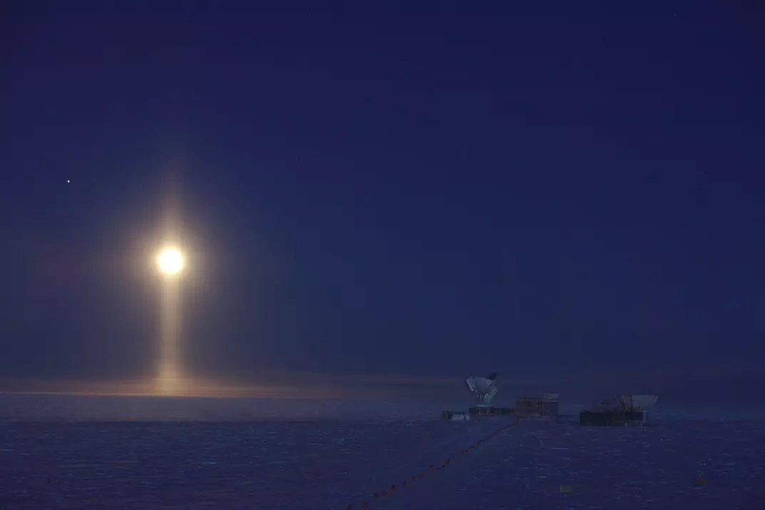 Ìhè ọnwa, South Pole, Antarctica