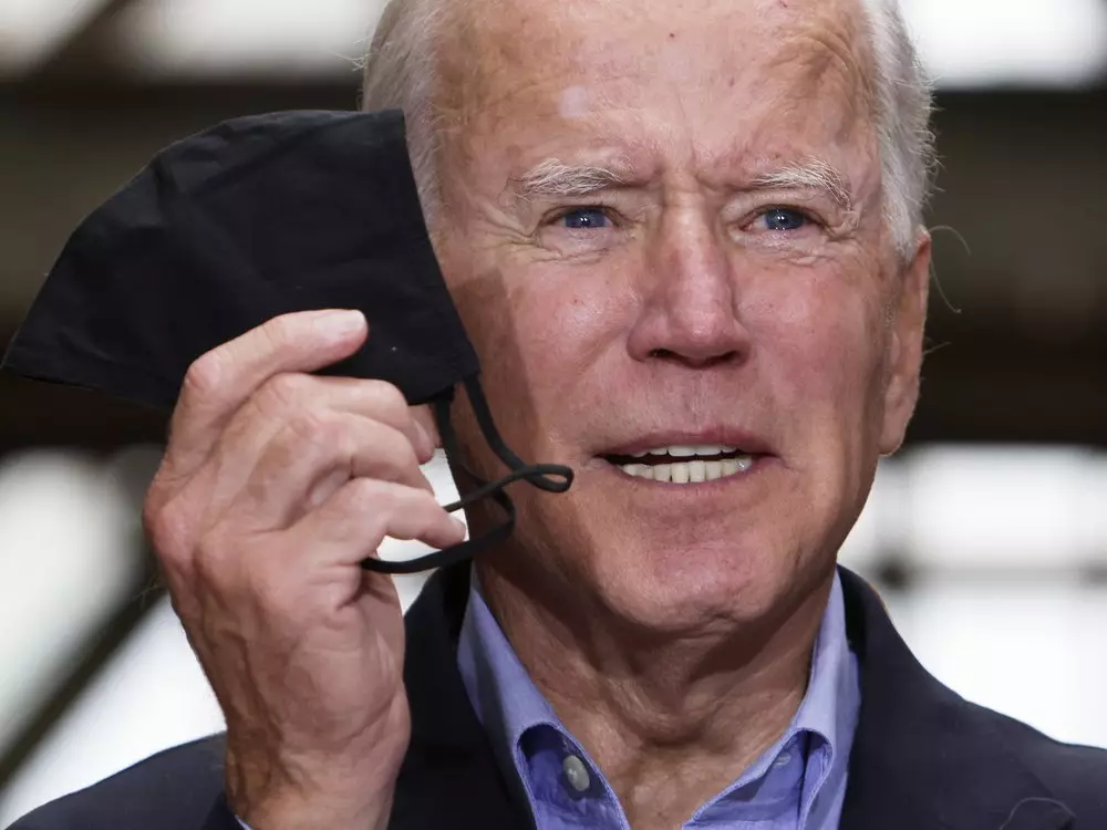 La administración de Biden planea proporcionar 400 millones de máscaras N95 a los estadounidenses en medio del aumento de Omicron