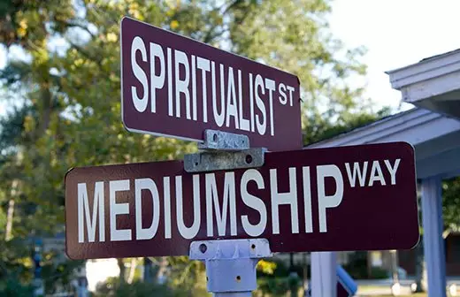 Cassadaga: Amerika d'eelst Spiritualistesch Gemeinschaft 9897_4